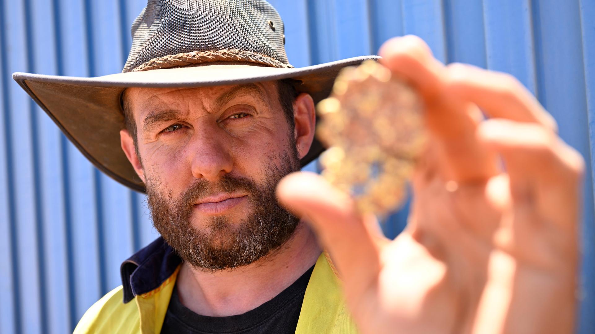 Replay S8E16 - Un pari risqué : voir l'intégralité de cette émission ...