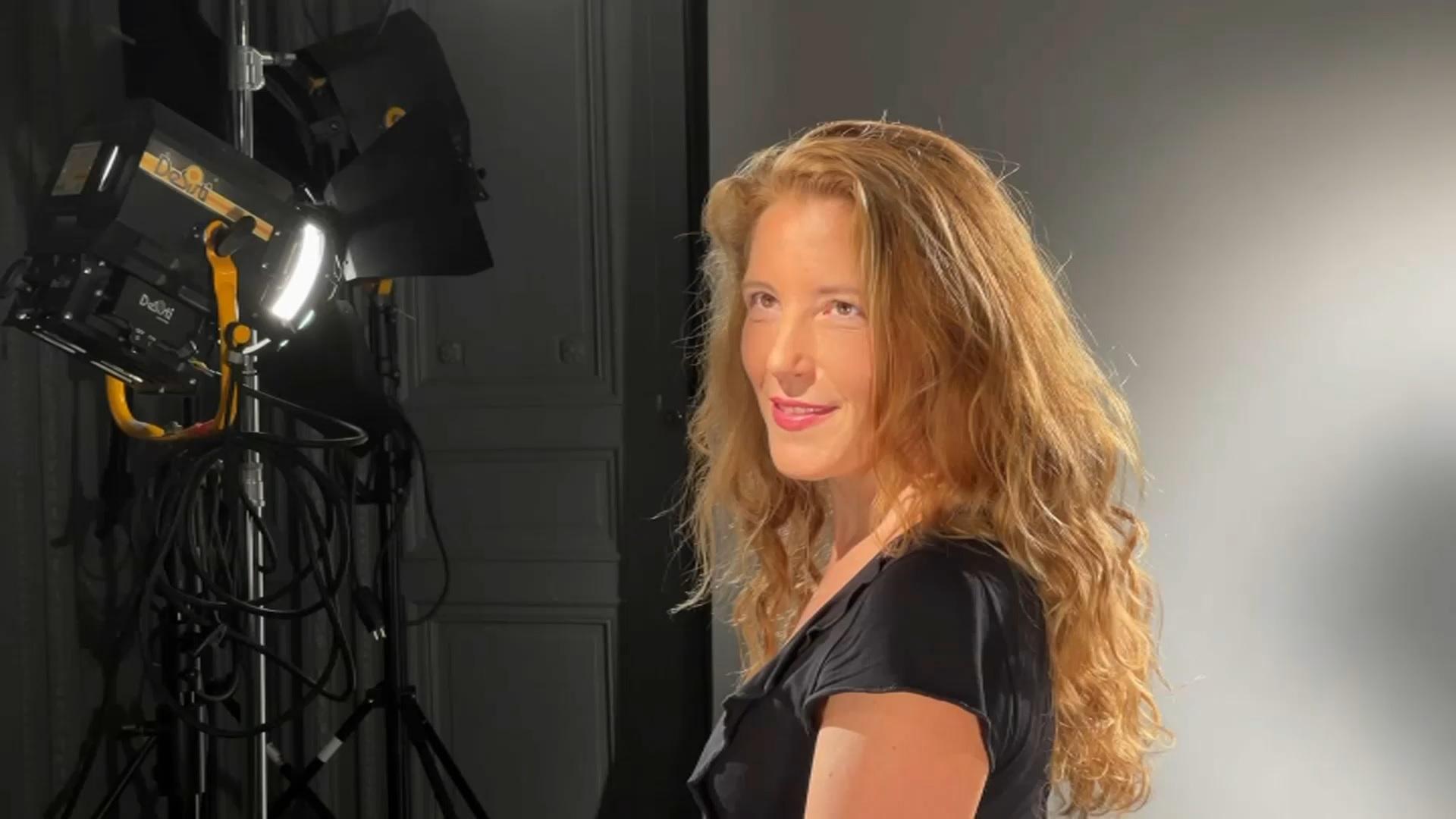 Replay Ariane a testé une séance photo au studio Harcourt : voir l ...